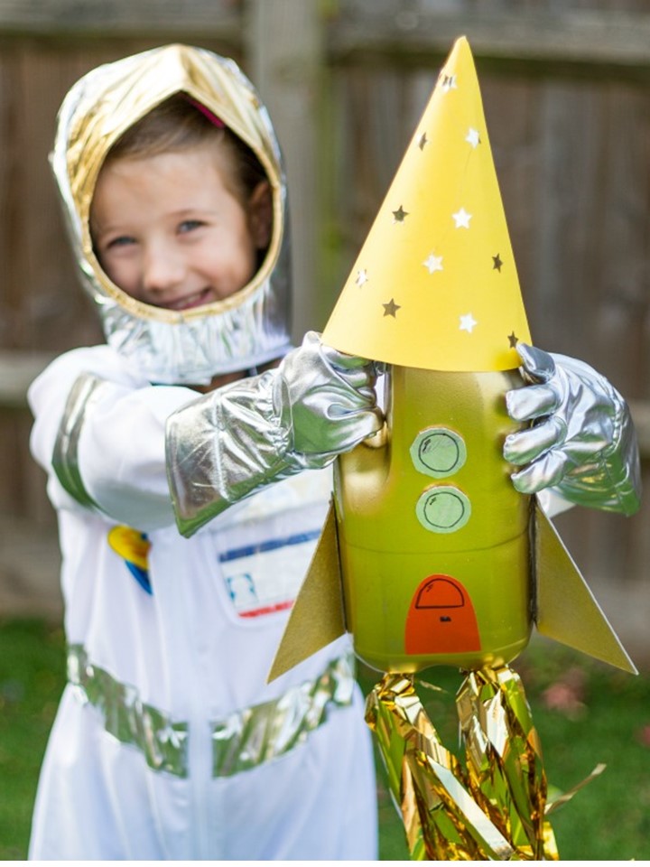 Can we Build a Rocket? - Little to Great Scientists